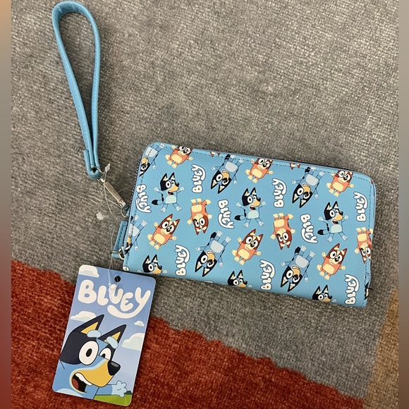 Bluey | Bags | Bluey Accordion Wallet Nwt Disney Lugo | Poshmark